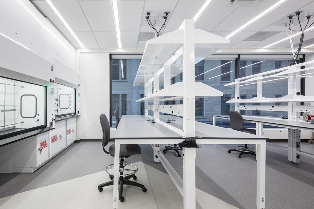 Laboratories - Wet Lab and Tech Lab Furniture | Formaspace Contract